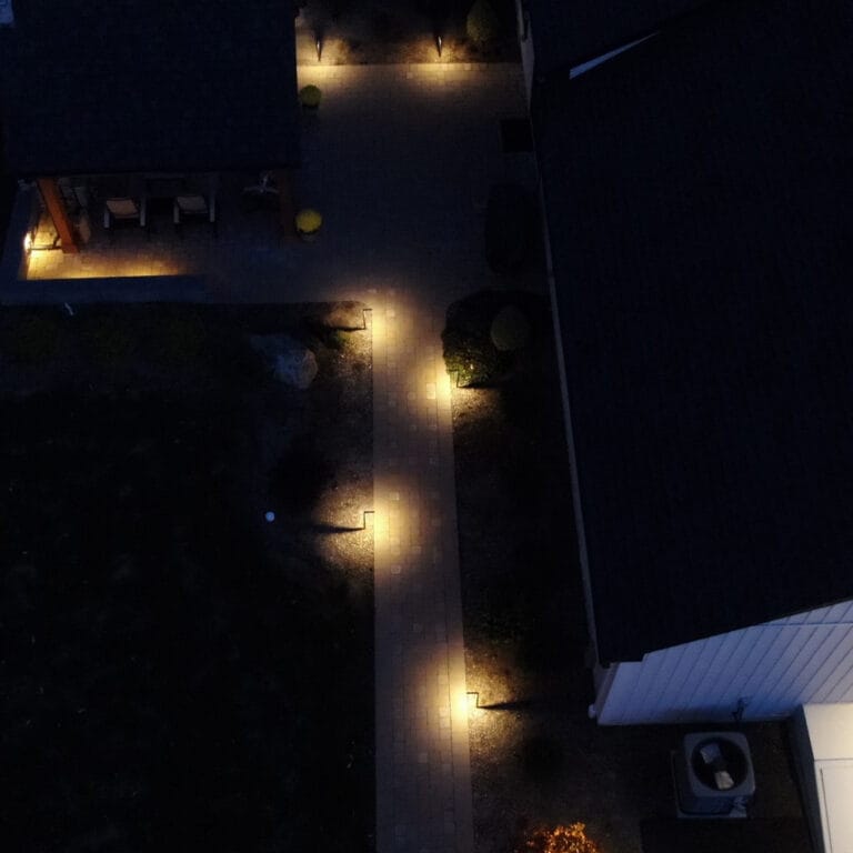 Modern Path Light—TS-B306 - Tru-scapes.com